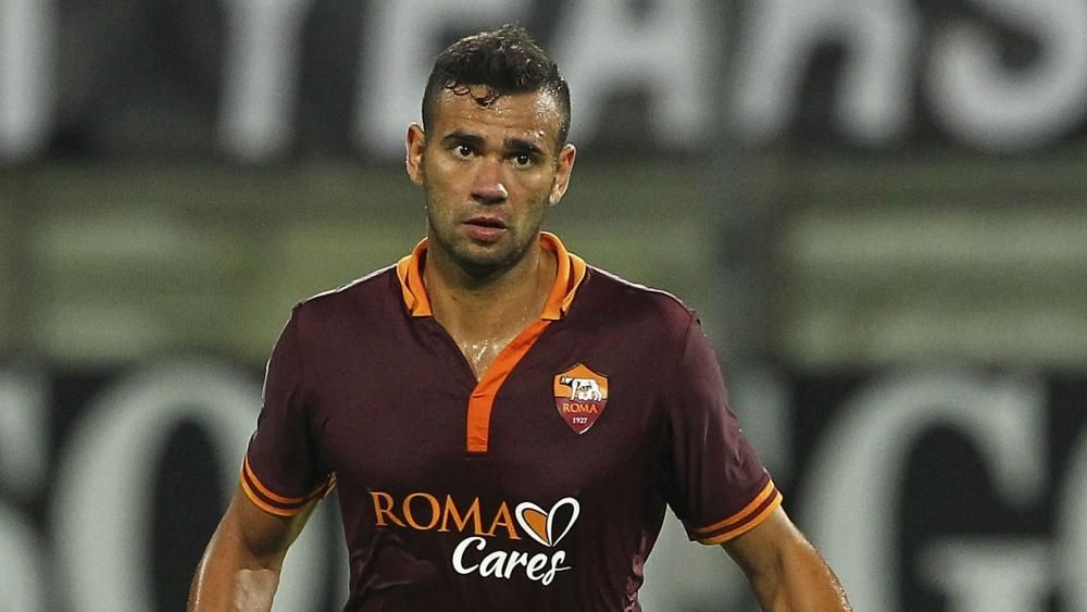Castan keen to repay Roma's faith | FourFourTwo