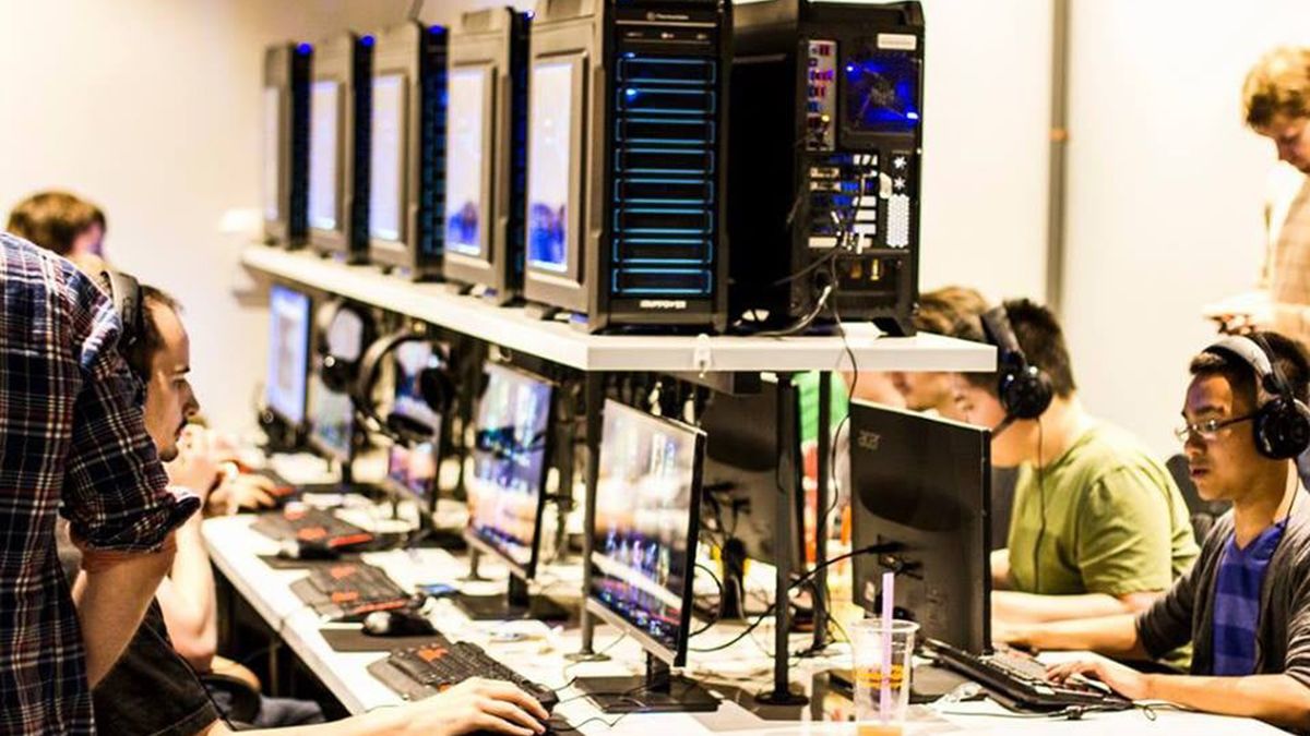 Our readers share their most hilarious and poopiest LAN party memories ...