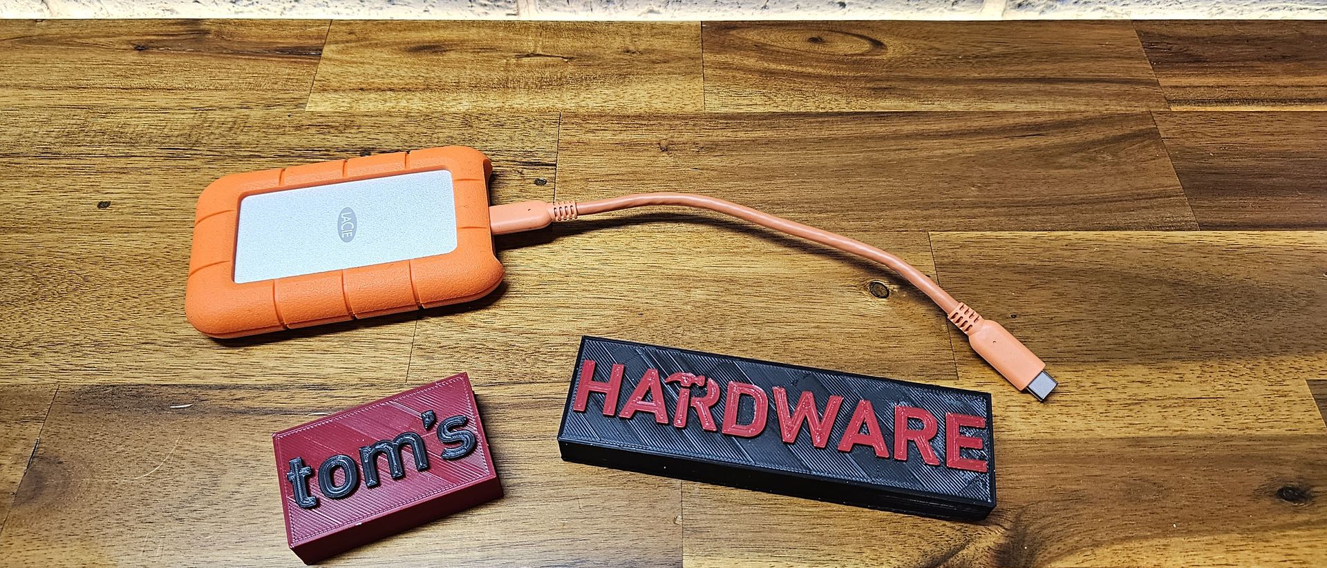 LaCie Rugged Mini SSD Review: Bulky but Speedy | Tom's Hardware