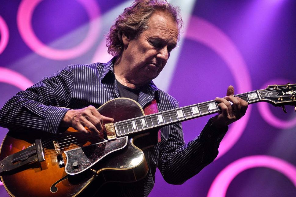 Lee Ritenour on Completing the Most Cathartic of Comebacks with His ...