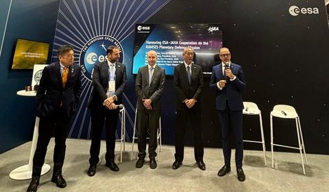 Europe teams with Japan on asteroid mission, beefs up space cooperation ...