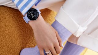 Google Pixel Watch update adds always-on display support for more Clock ...
