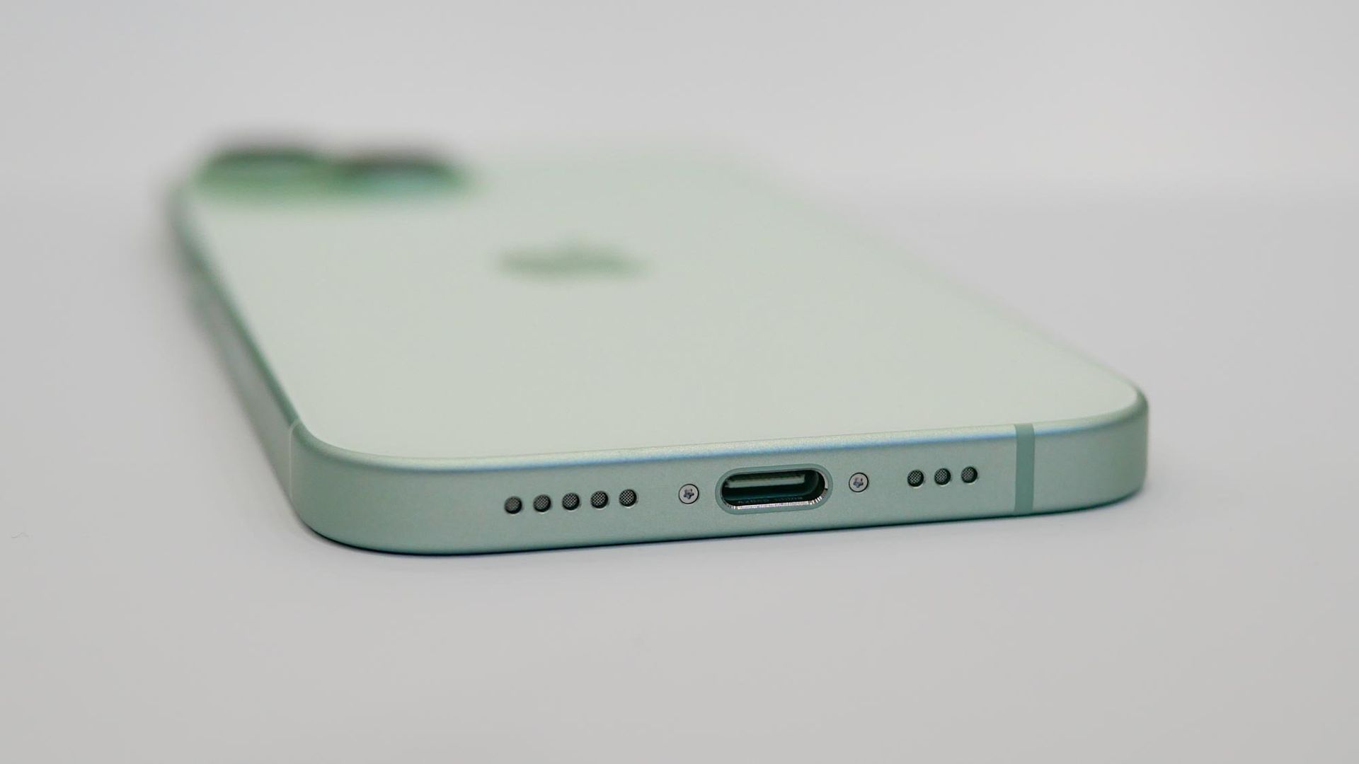 iPhone 15 has a hidden video upgrade — and it's all thanks to the USB-C ...