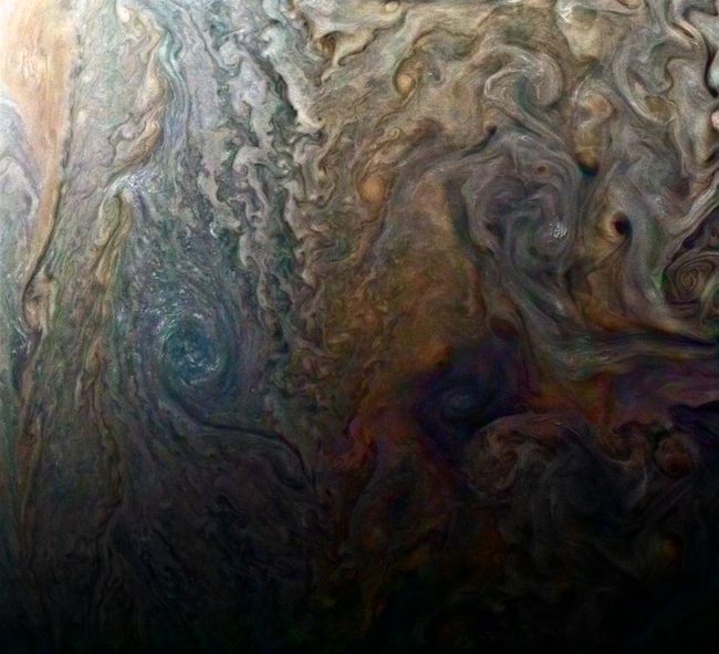 Juno Spacecraft Skims Jupiter's Cloud Tops in Its 5th Flyby | Space