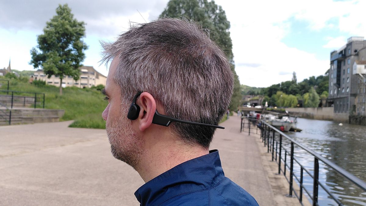 Suunto Sonic bone-conducting headphones review: a solid running ...