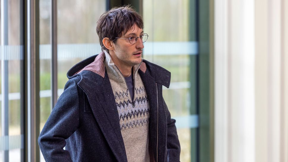 Fiasco on Netflix: release date, trailer, cast, plot, more | What to Watch