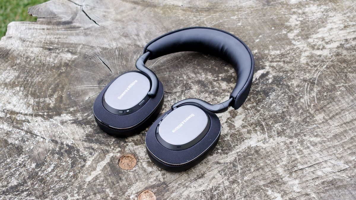 I test headphones for a living, and here are the 5 rock tracks I use ...