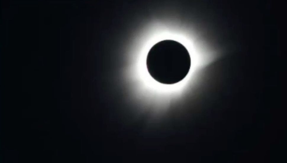 The Total Solar Eclipse of 2016 in Pictures: Page 2 | Space
