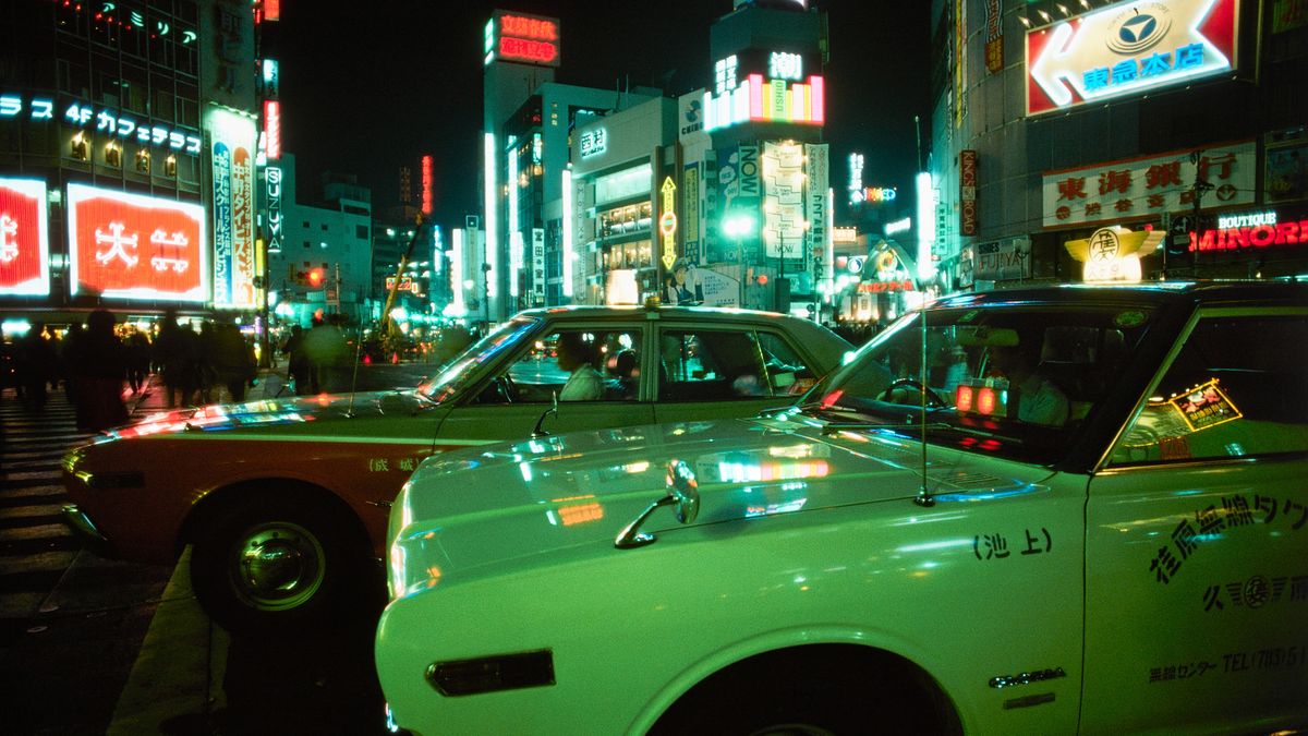 Take a nostalgic trip back to 80s Japan with these Blade Runner-esque ...