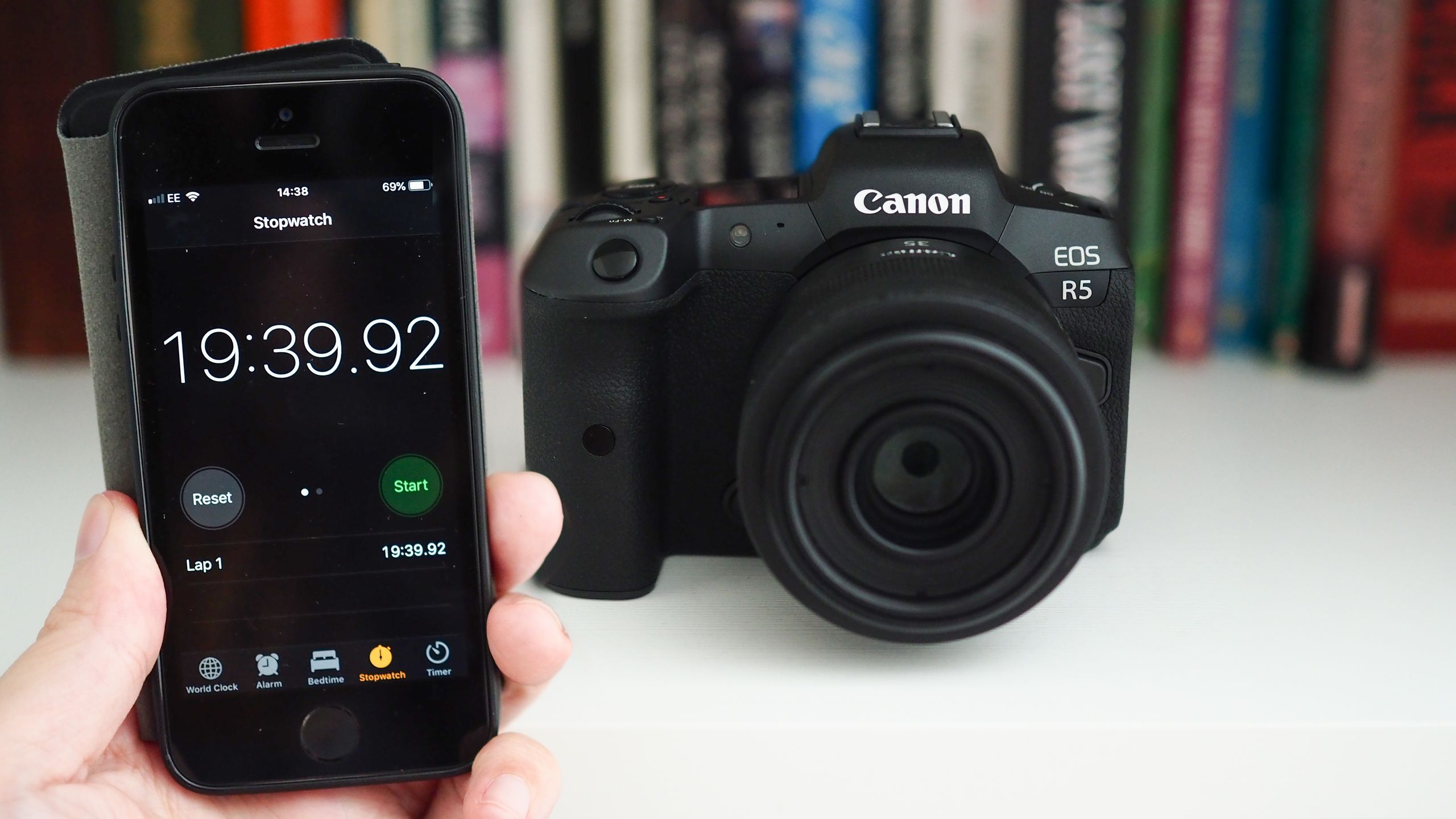 Canon EOS R5 can record 4 TIMES as much video with new firmware ...
