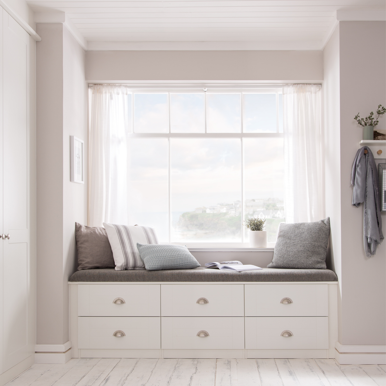 10 bedroom bay window ideas - how to elevate this feature | Ideal Home