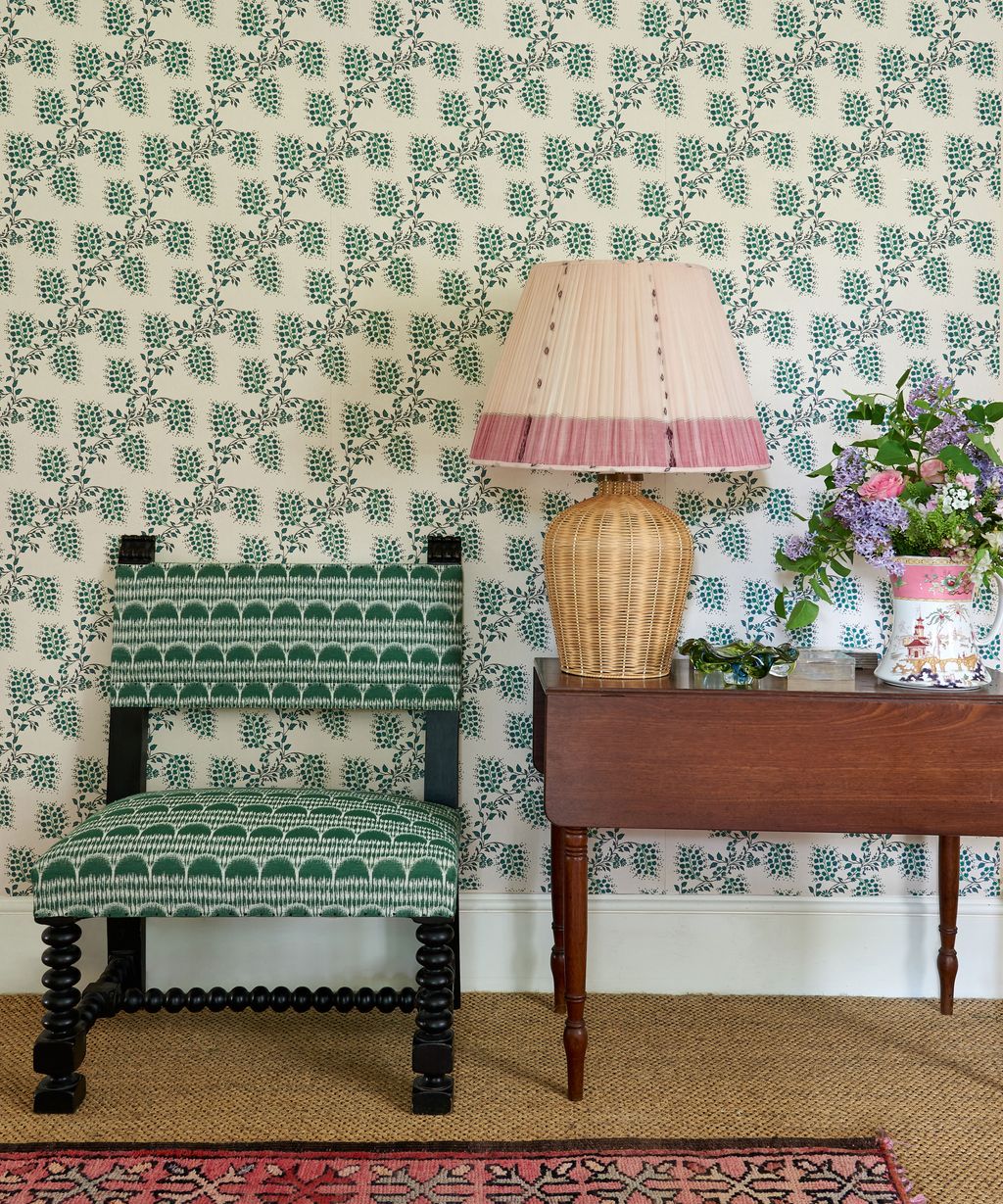 Decorating with green walls: with paint, pattern, or accents | Homes ...