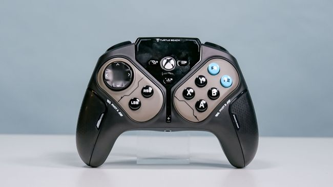 I just tested the ultimate PC gaming controller — and it's like 4 ...