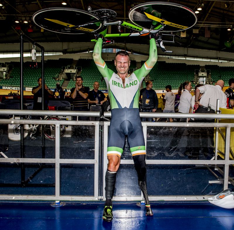 Colin Lynch sets first-ever para-cycling UCI Hour Record | Cyclingnews