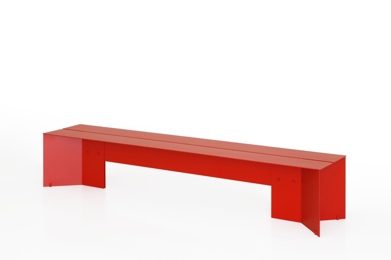 Nao Tamura's bench for Porro is a colourful, minimal design | Wallpaper