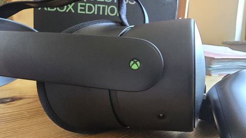 After a year of waiting, Microsoft's Meta Quest 3S "Xbox Edition" is ...