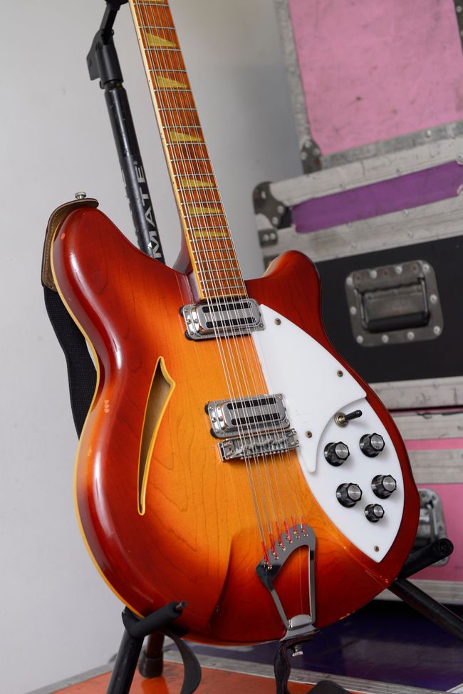 The History of Rickenbacker 360/365/370/375 Capris | GuitarPlayer