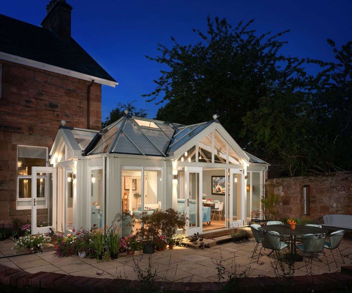 Your complete guide to conservatory roof replacement costs | Homebuilding