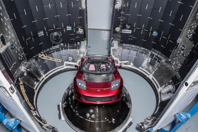 SpaceX's Epic Road Trip Photos: Starman Rides a Tesla Roadster Across ...