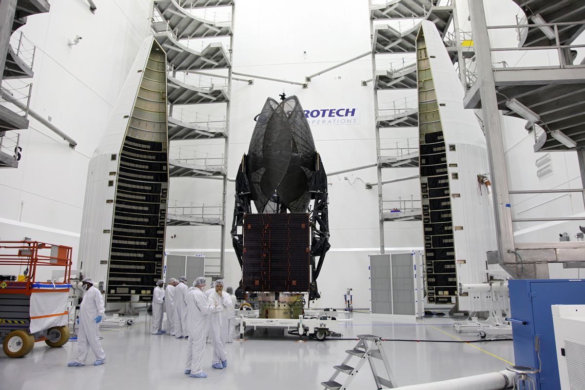 NASA's New Comsat: TDRS-K Spacecraft in Photos: Page 2 | Space