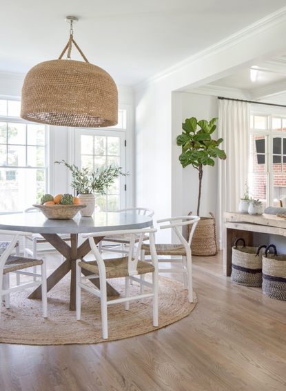 Coastal Farmhouse Ideas — How to Mix the Enduring Styles | Livingetc