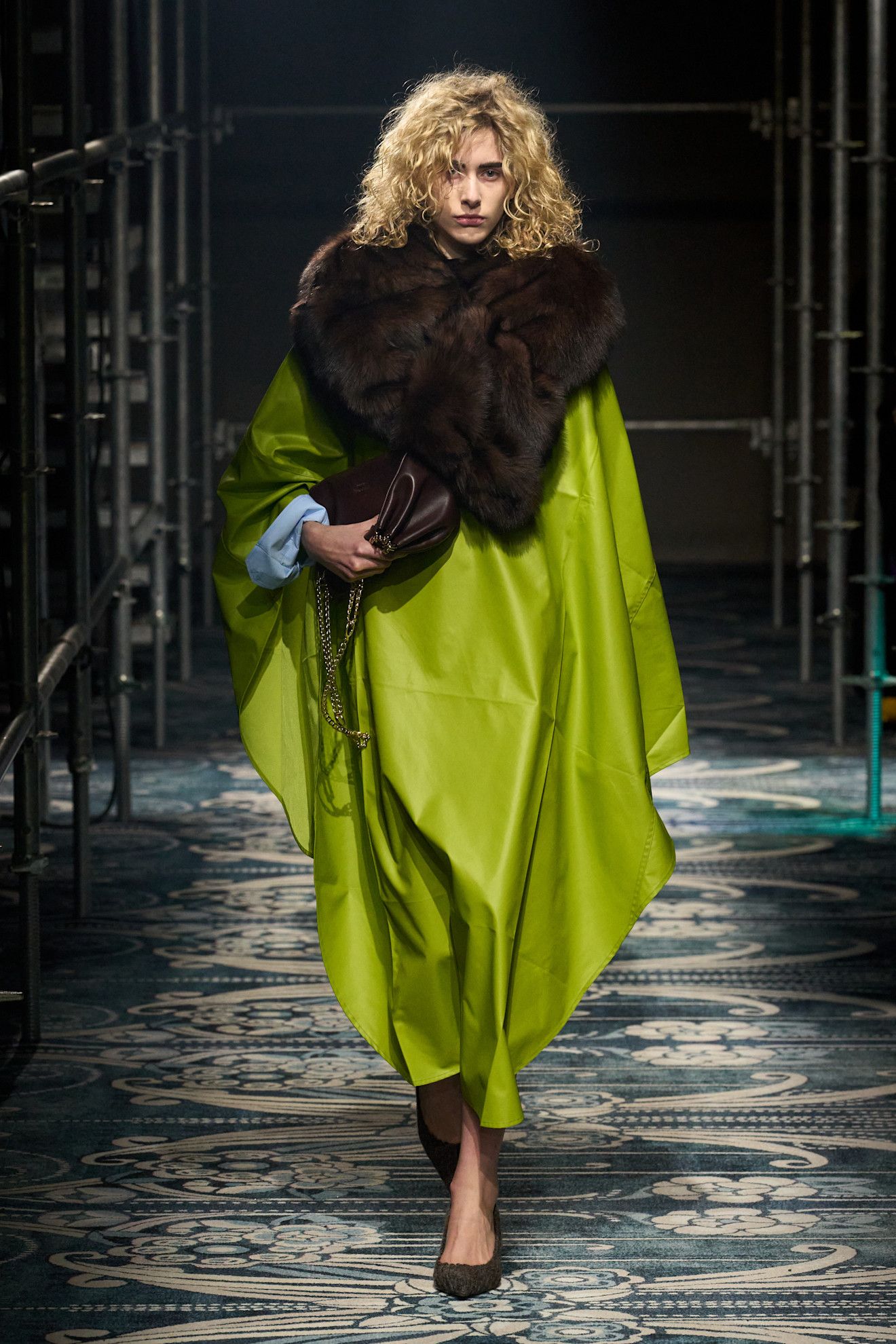 Prada Fall 2025: Raw Glamour and the Allure of the Undone | Who What Wear