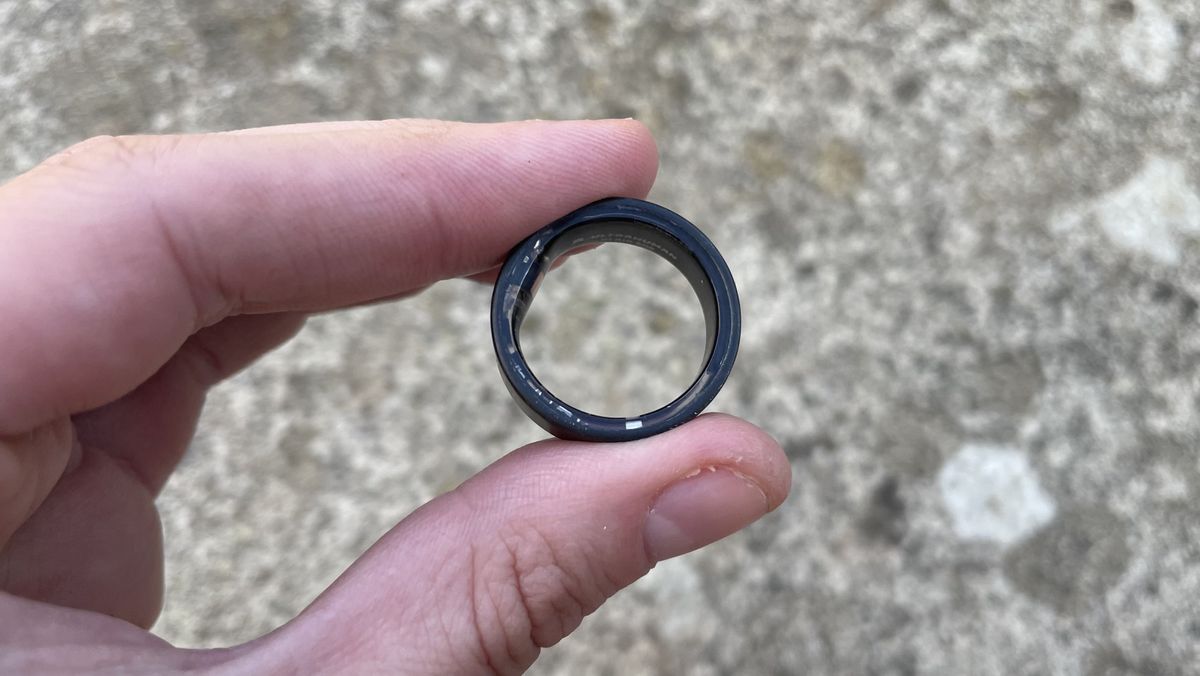 Kiss my ring, Apple Watch! I've swapped to a smart ring for health ...