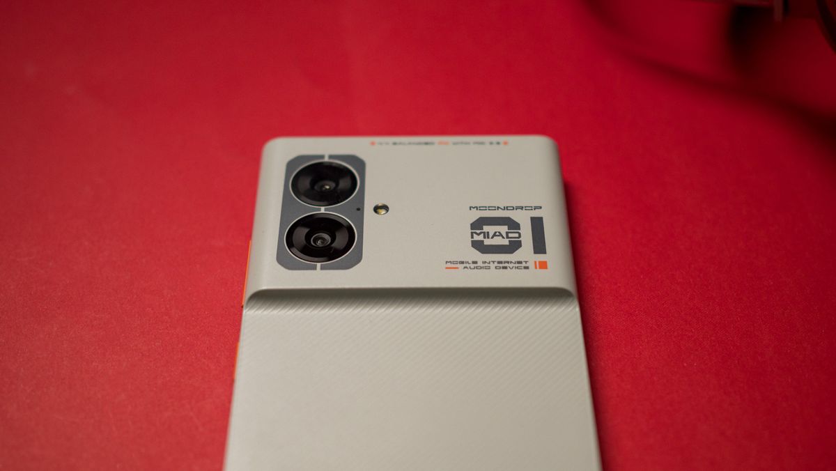 Moondrop MIAD01 review: A unique phone that's aimed at audiophiles ...