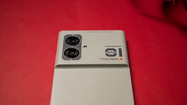 Moondrop MIAD01 review: A unique phone that's aimed at audiophiles ...