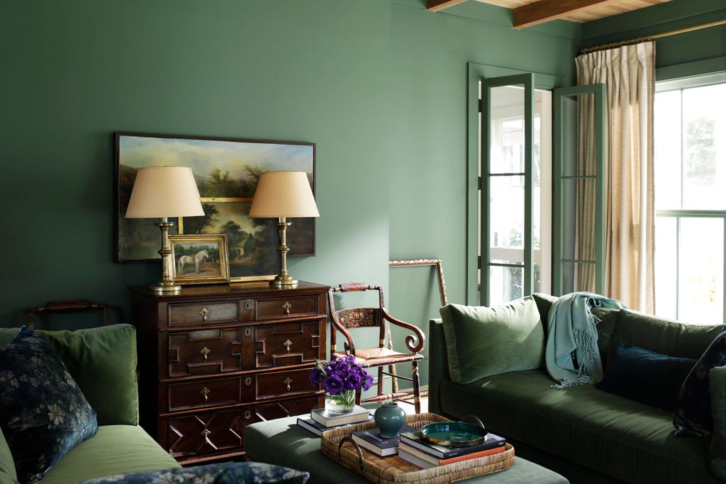 Colors That Go With Forest Green — 5 Shades to Style it With | Livingetc