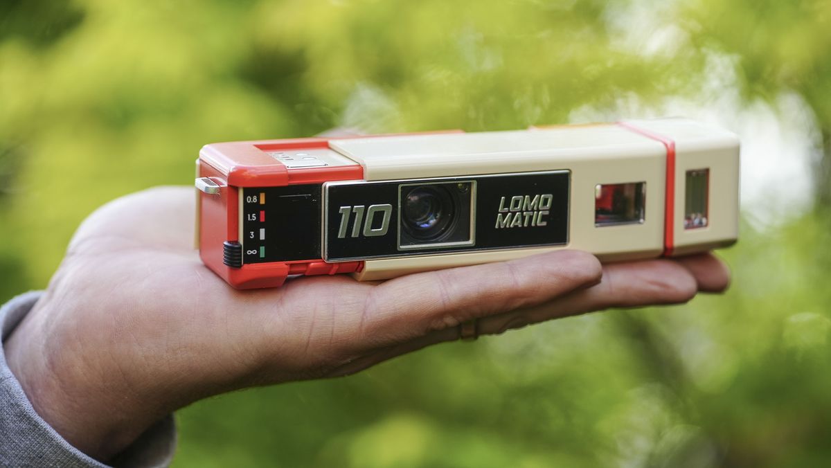 Lomography Lomomatic 110 review: Brand-new 50-year-old technology ...
