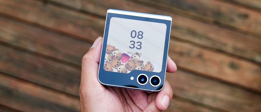 Samsung Galaxy Z Flip 6 review: Modest improvements, higher price | Tom ...