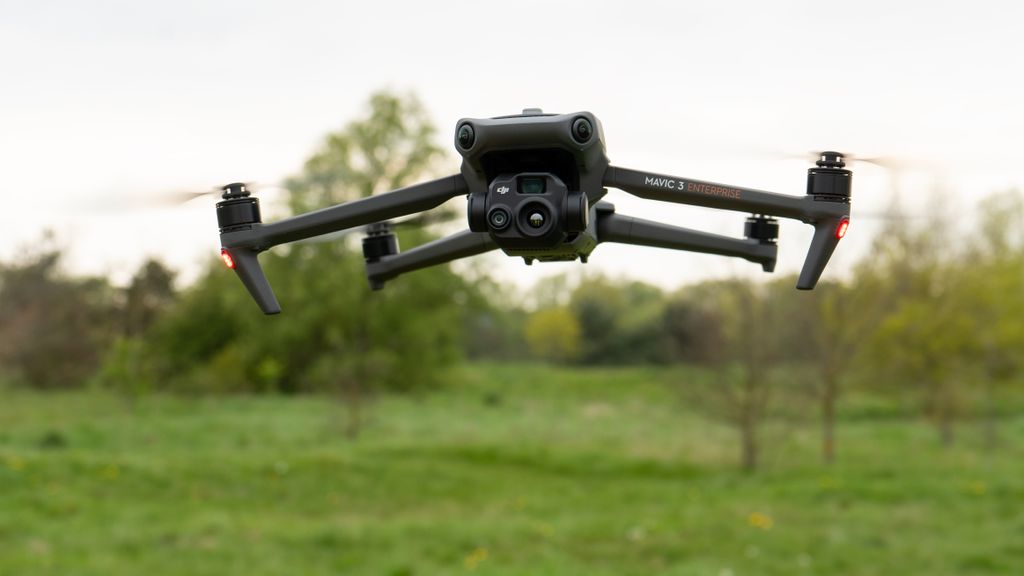 DJI Mavic 3T Enterprise Thermal review | Digital Camera World
