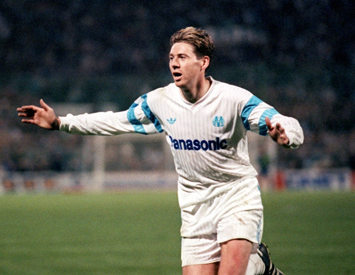 Chris Waddle: Great Goals Retold | FourFourTwo