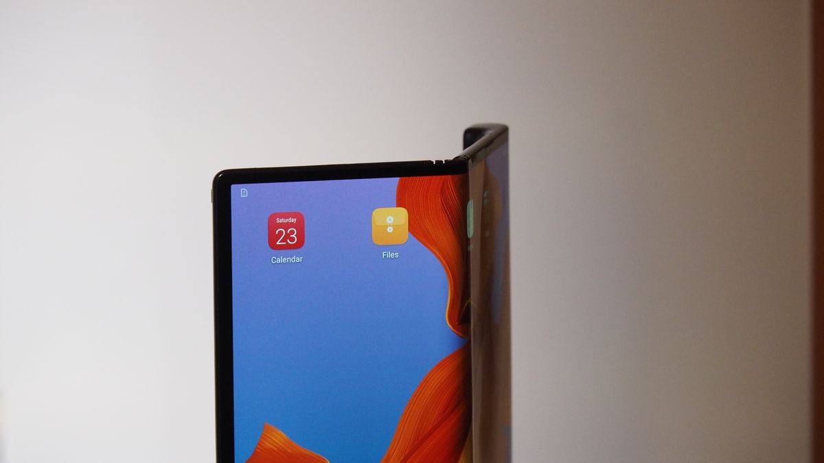 Huawei Mate X: first look at the foldable phone that doesn't forget the ...