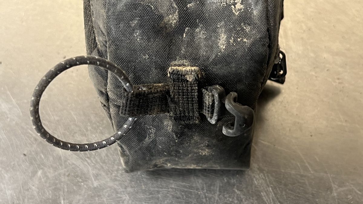 PNW Satellite seat pack review – secure, dropper-friendly saddle bag ...