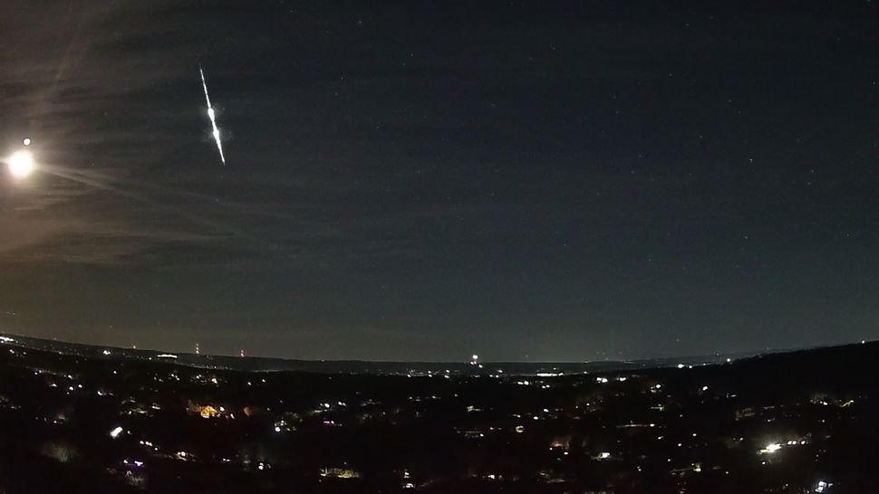 Don't miss the Southern Taurid meteor shower peak Nov. 4-5 | Space