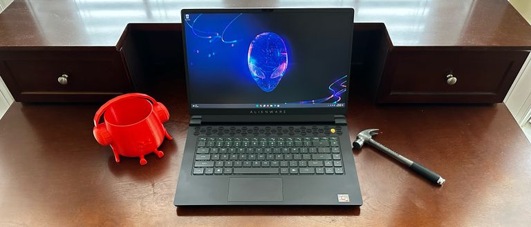 Alienware m15 R7 Review: Solid Gaming, Leading Endurance | Tom's Hardware