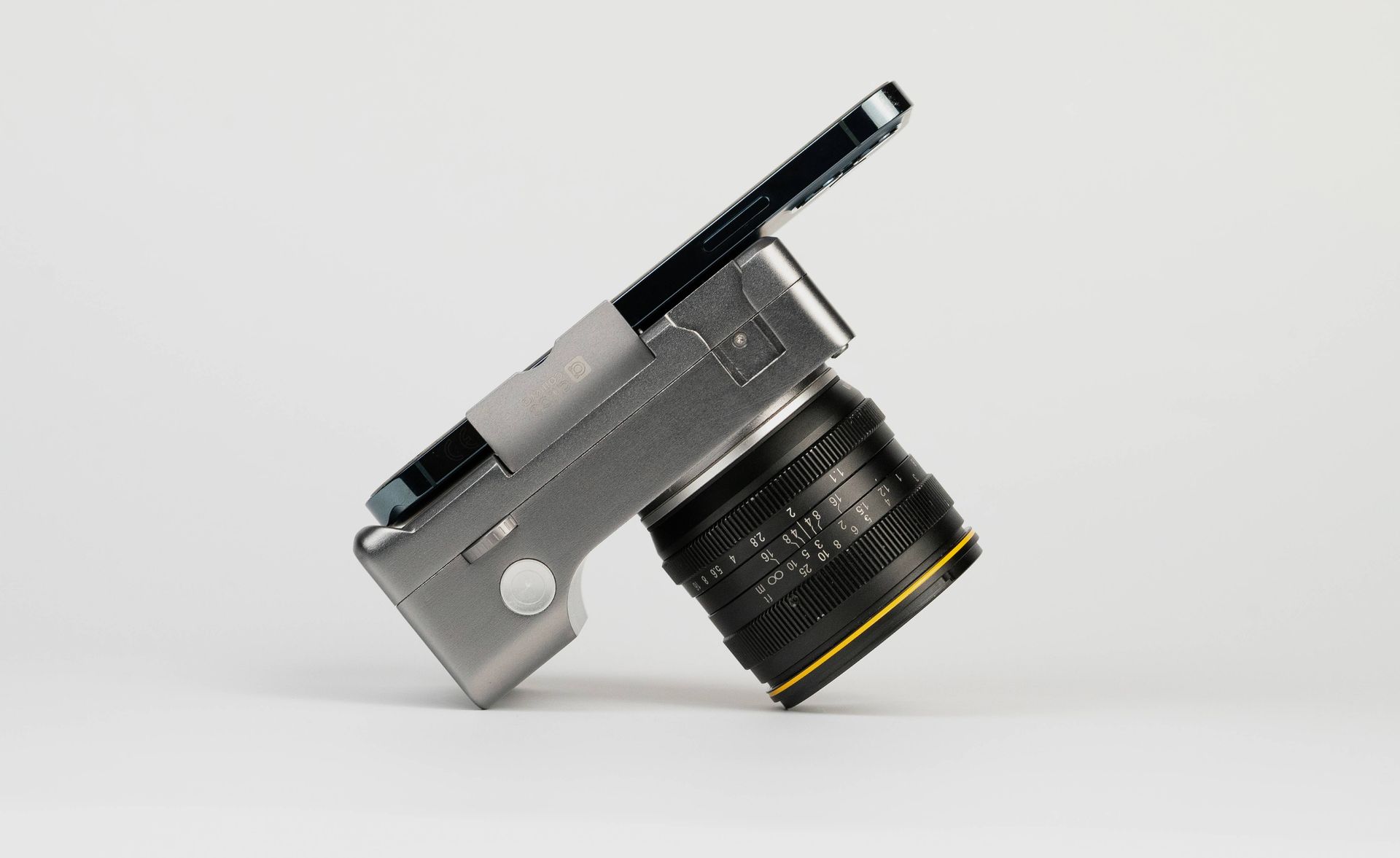 Alice Camera blends high-quality optics, AI and your phone | Wallpaper*