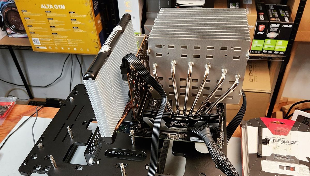 15 Year Old Passive Cooler Keeps Intel Arc A380 Silent | Tom's Hardware