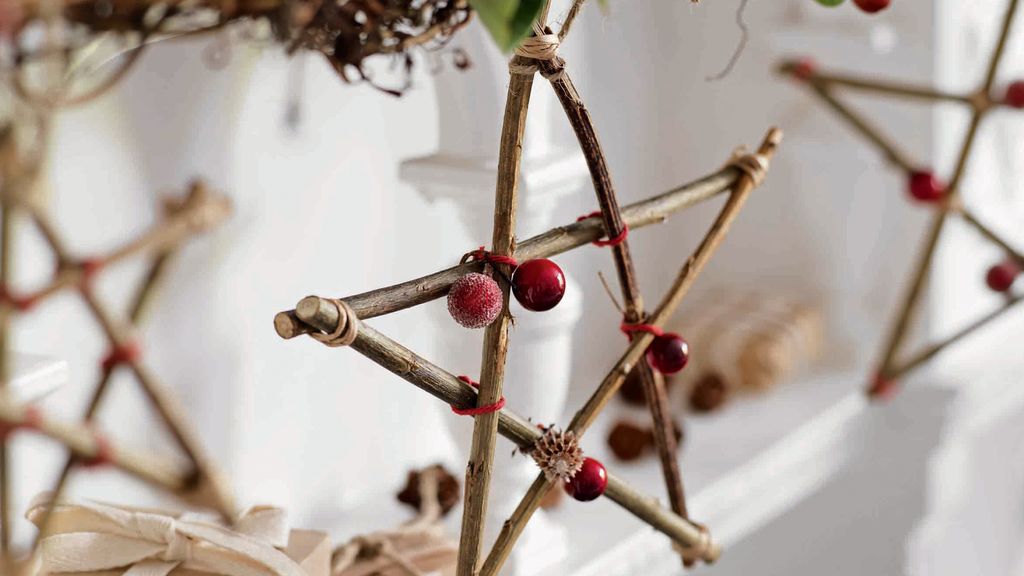 Twig decorations: how to turn garden twigs into stylish Christmas ...