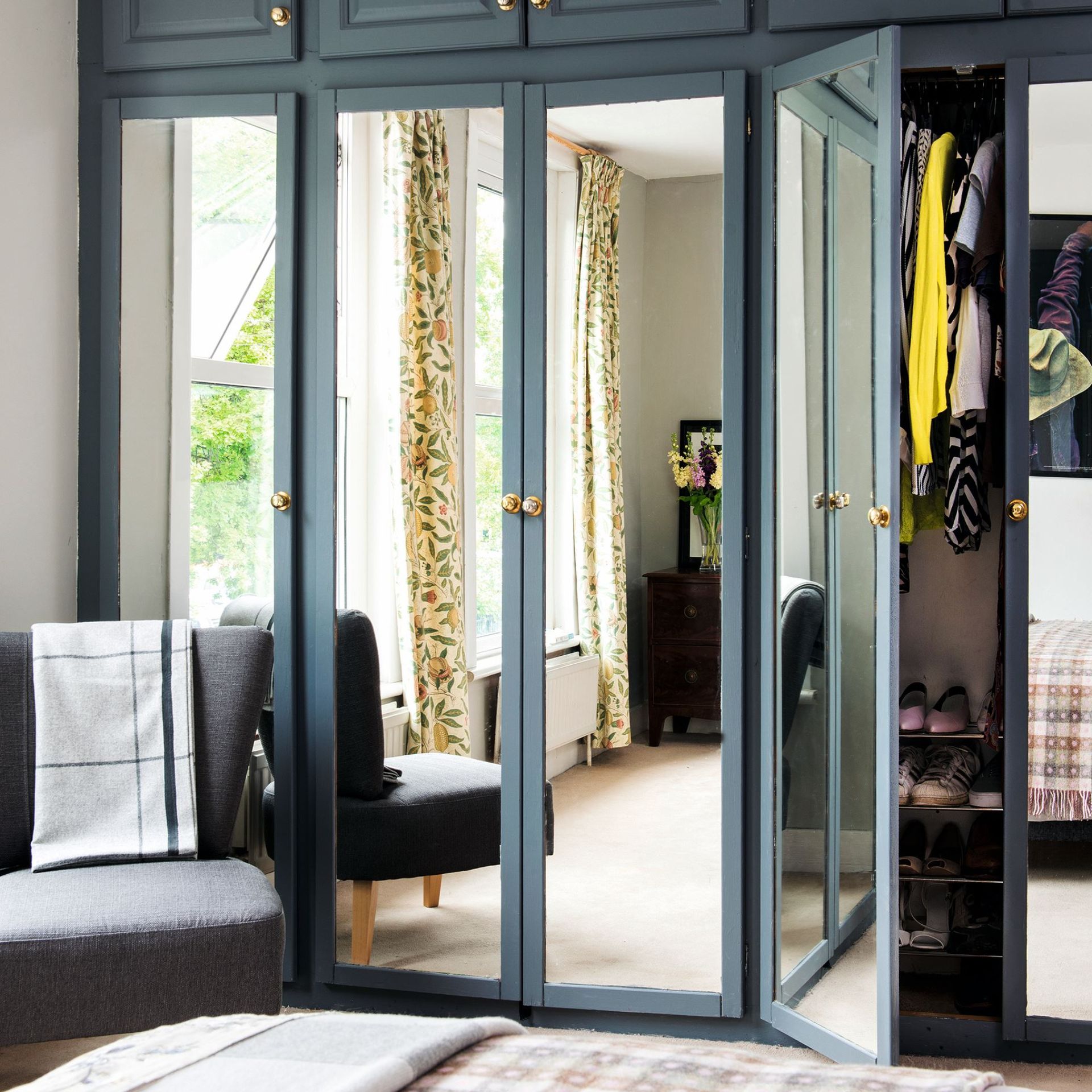 Feng shui experts reveal where to put a mirror in a bedroom | Ideal Home