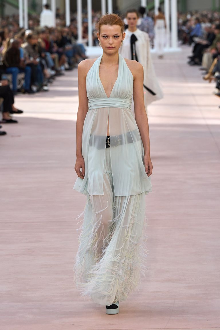 The Pretty Mint Green Color Trend That Will Dominate This Spring | Who ...