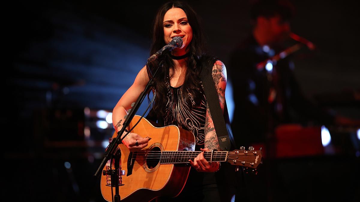 How to prepare your guitar gear for 5 different kinds of live show ...