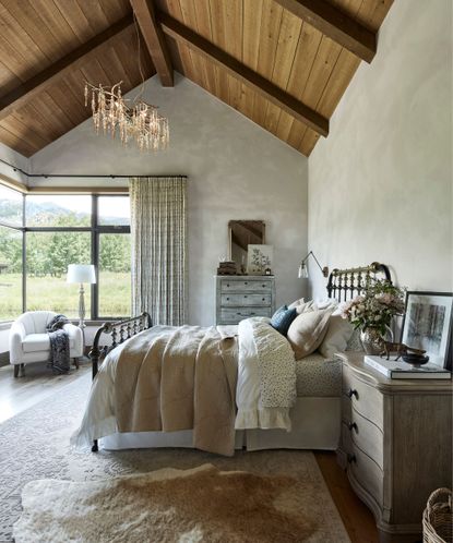 The best pieces from Kelly Clarkson's latest Wayfair collaboration ...