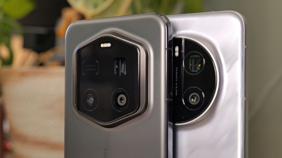 For the best telephoto shots, pick a phone with the chunkiest camera ...