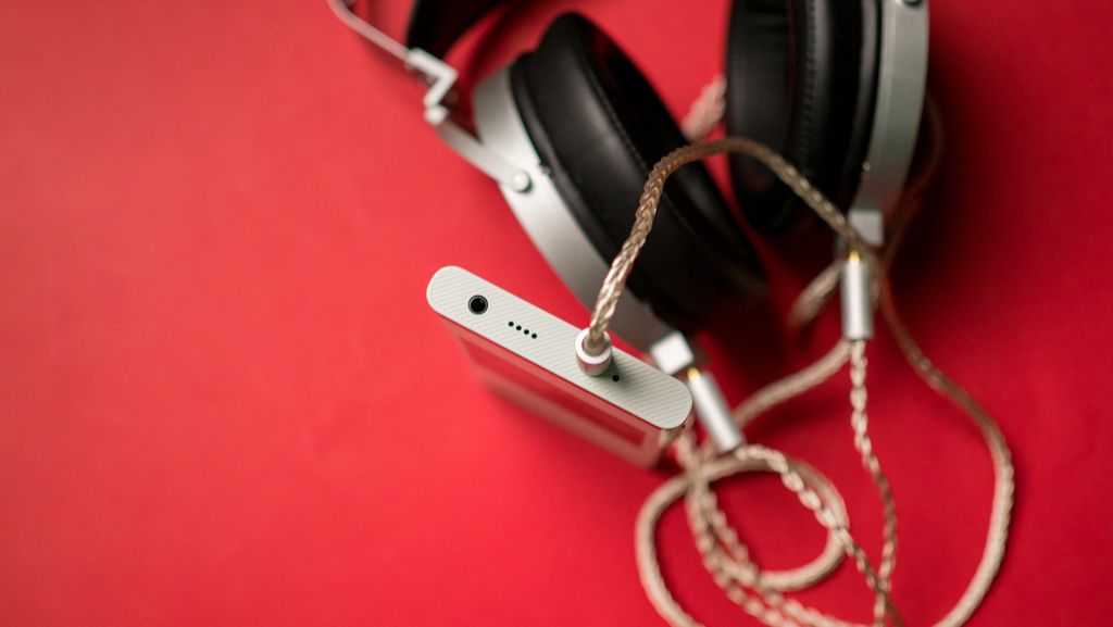 Moondrop MIAD01 review: A unique phone that's aimed at audiophiles ...