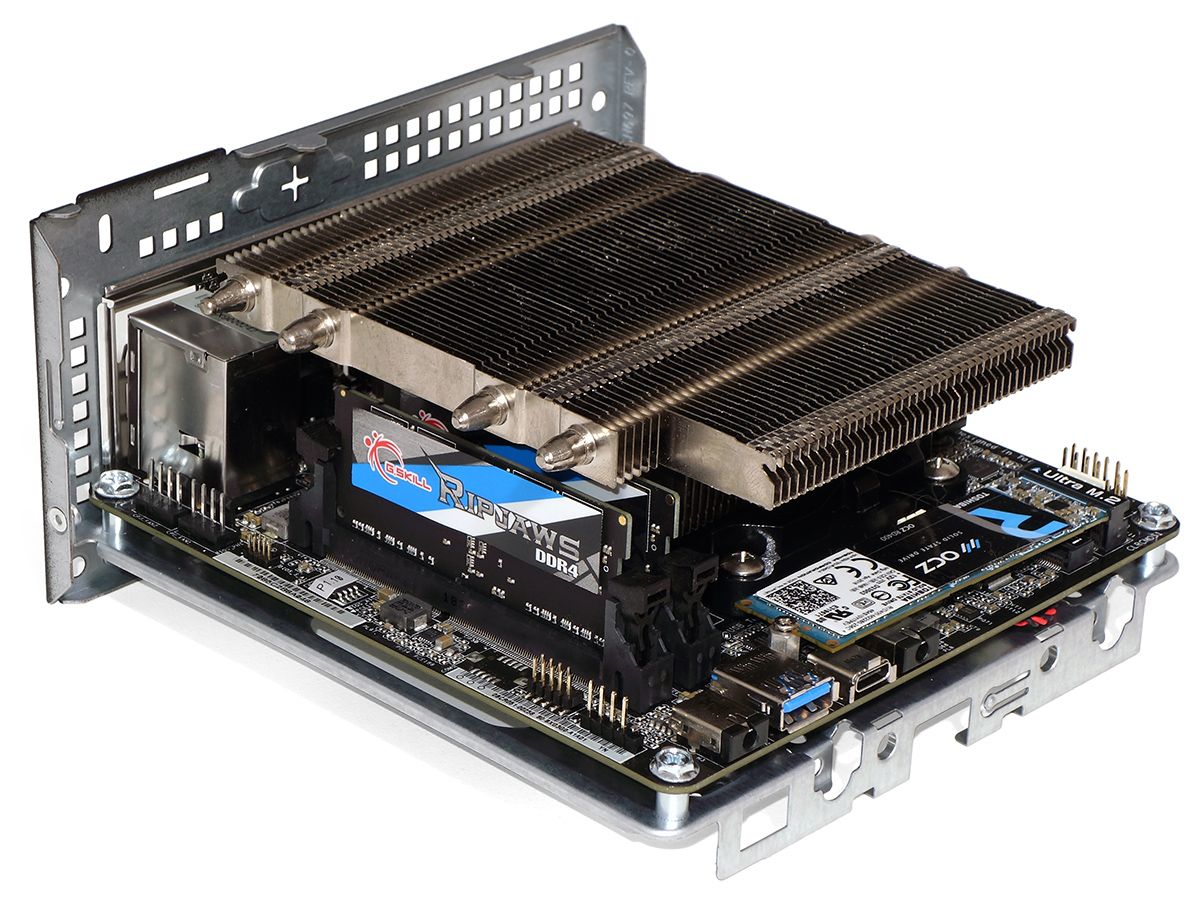ASRock DeskMini A300 Internal Hardware and Installation