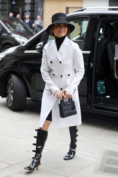 J.Lo Wore Spring 2025's Most Elegant Accessory Trend By Far | Who What Wear