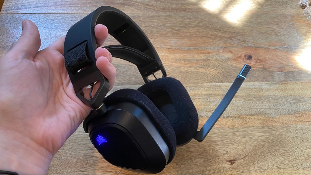 Corsair HS80 RGB Wireless Review: Upper-middle Class | Tom's Hardware